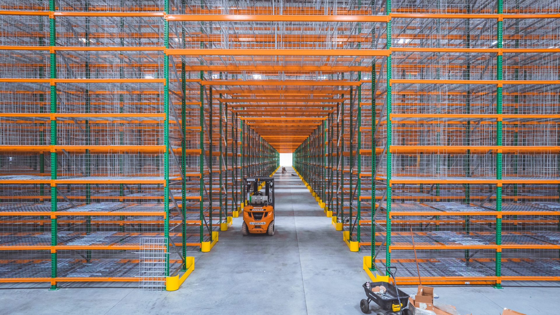 Selective Pallet Racks – United Material Handling, Inc